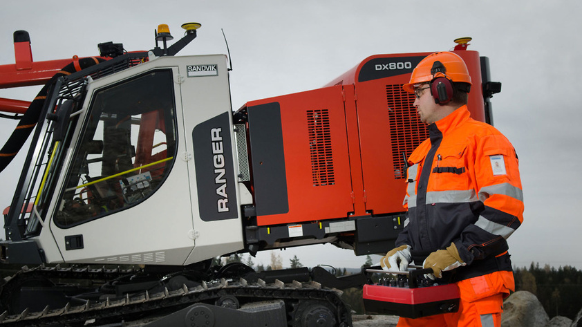 Full radio for Sandvik