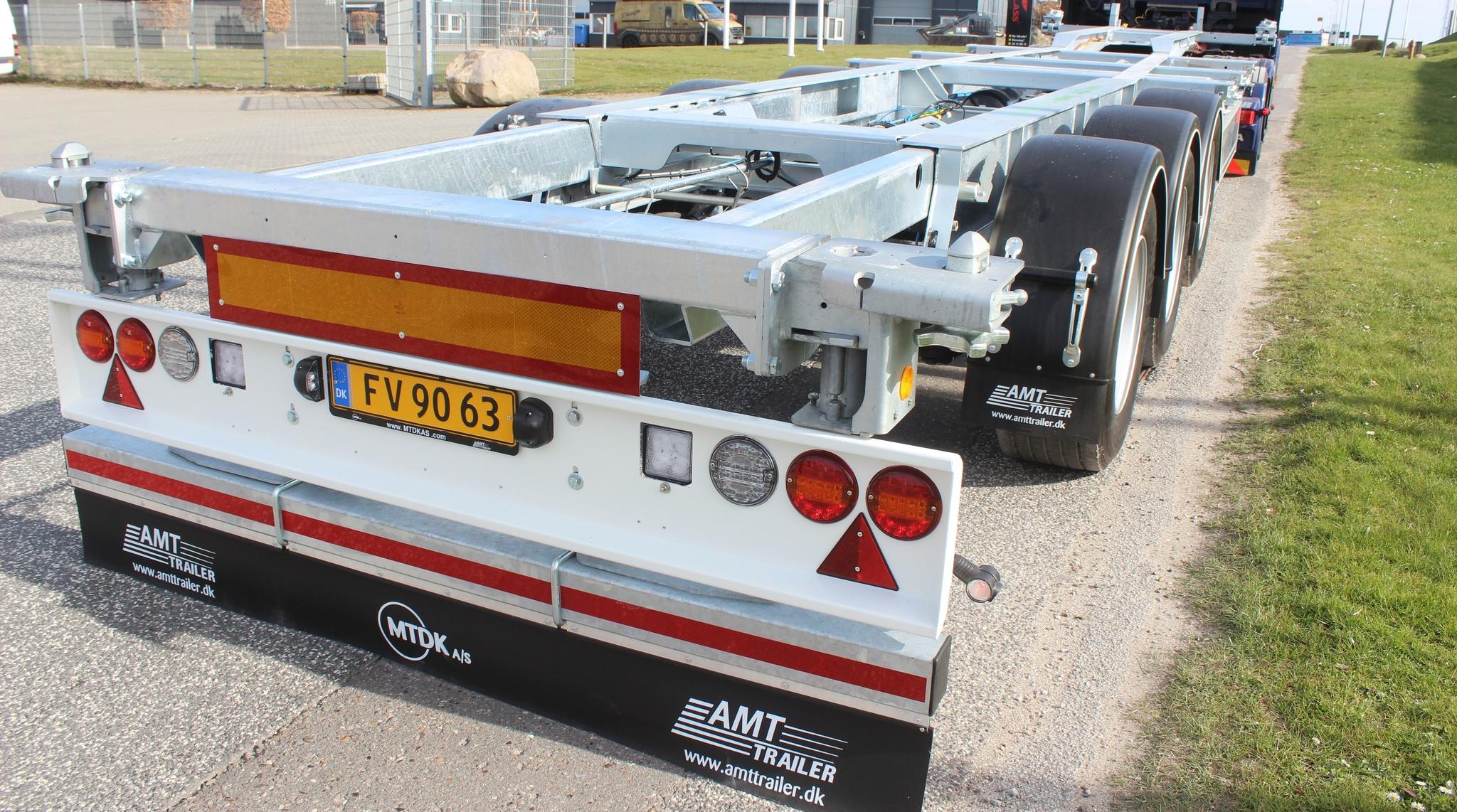 Første udlevering af en serie af AMT container chassis