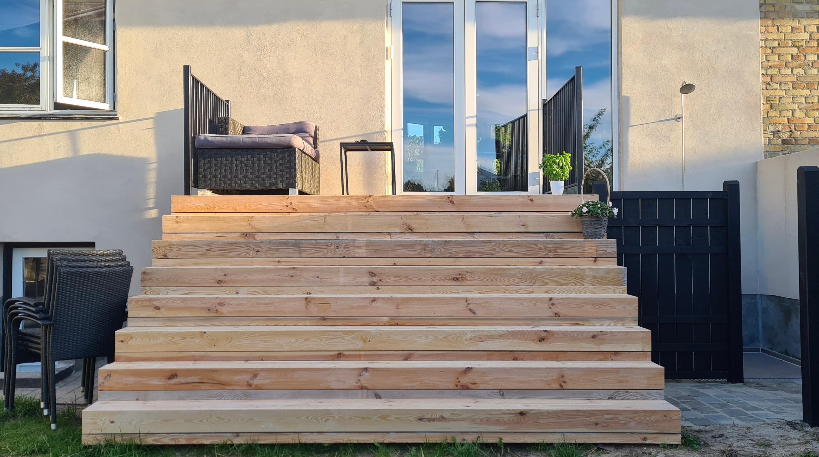 Byg trappe med trappevanger, og spar dyrebar tid