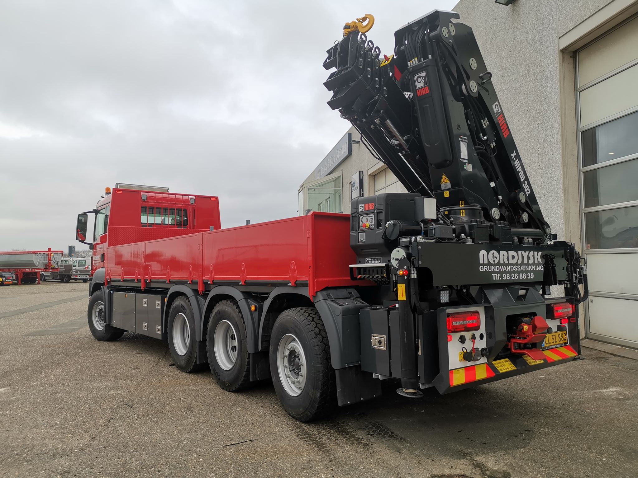 HIAB kran klar til brøndboring