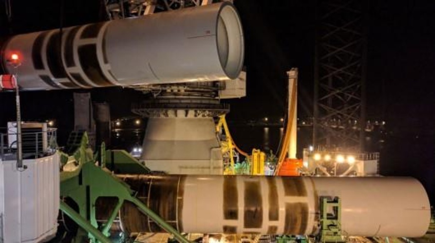 Første fundamenter til Horns Rev 3 på plads