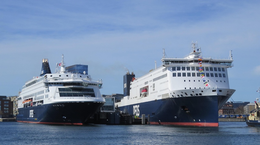 GALLERIET: Spektakulært og spritnyt DFDS-skib lagde vejen forbi København