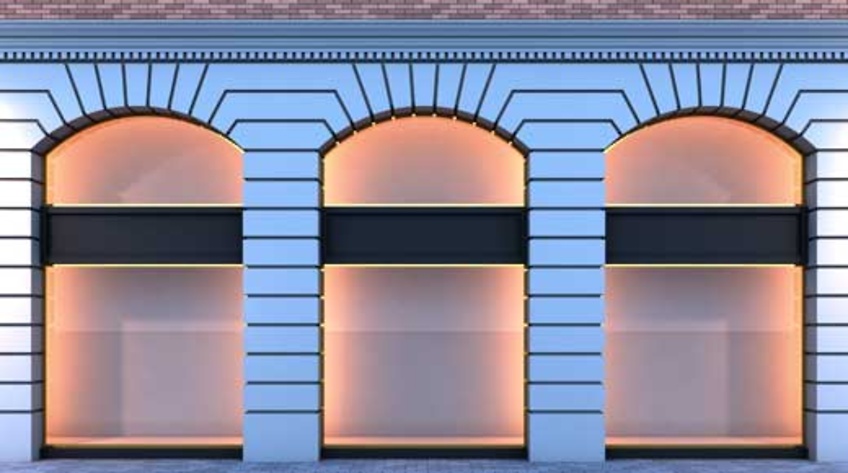 Tomme butikker fyldes langsomt op