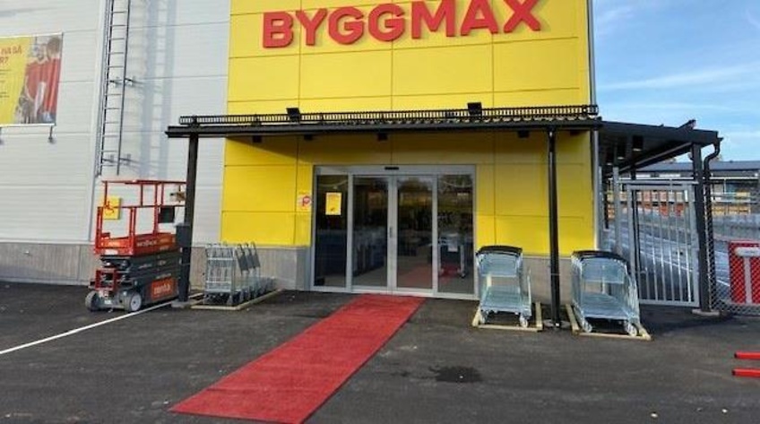 Byggmax rullar ut röda mattan i Åtvidaberg