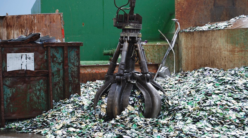 Uniscrap lukker fire afdelinger