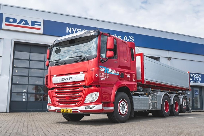 Fejrer 75-års jubilæum med ny DAF