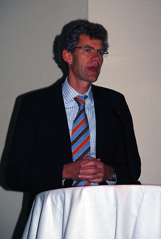 Arne Vraalsen slutter i Polimoon