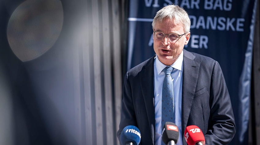 Per Bank gik undercover - nu er historisk opkøb godkendt