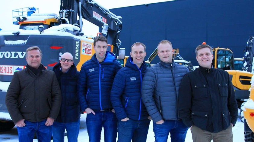 Kjøper 41 Volvo-maskiner