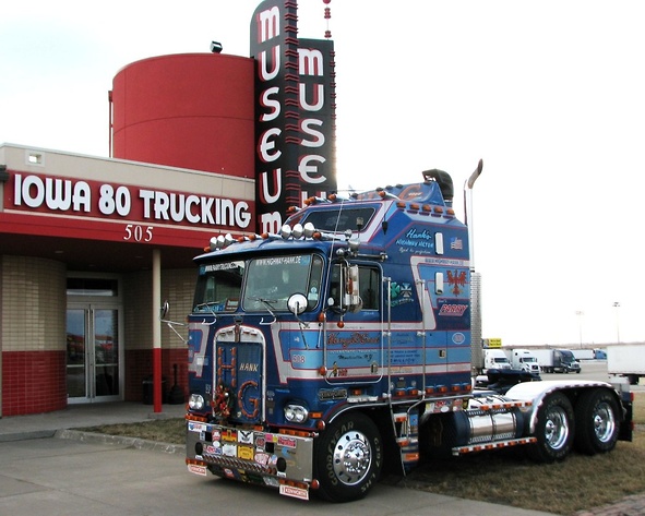 «Highway» Hank Good: : Donerte verdens mest berømte trekkvogn til museum!