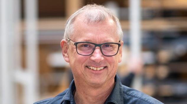 Kaj Bundgaard fejrer 50 år med specialvinduer – og siger farvel til ...