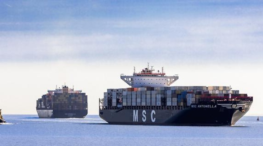MSC tæt på at overhale Mærsk som verdensetter