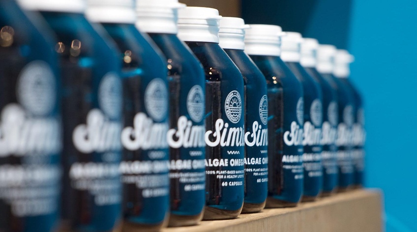 Simris Alg minskar förlusten