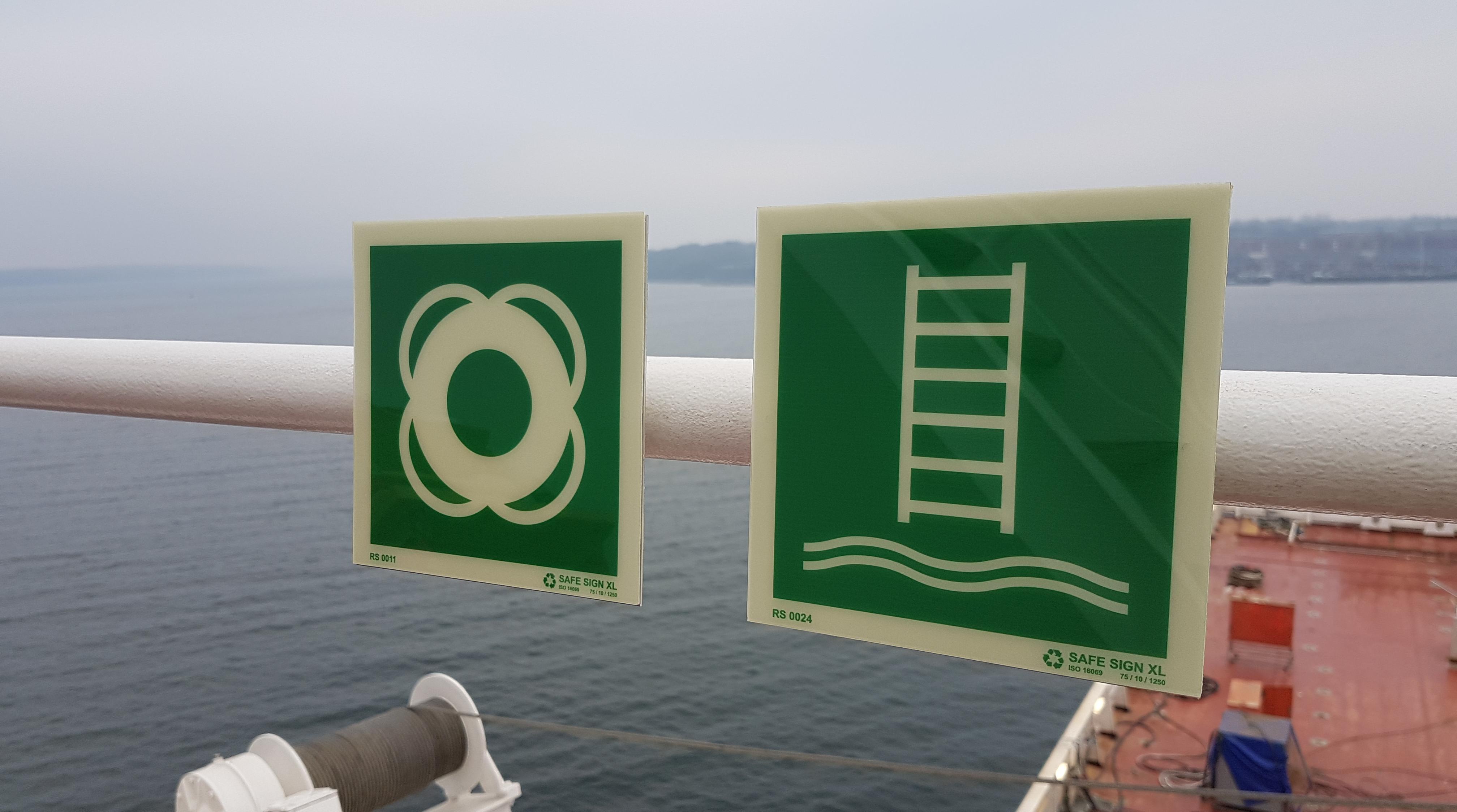 SafeSign PET-X – fremtidens sikkerhedsskilte til søfarten