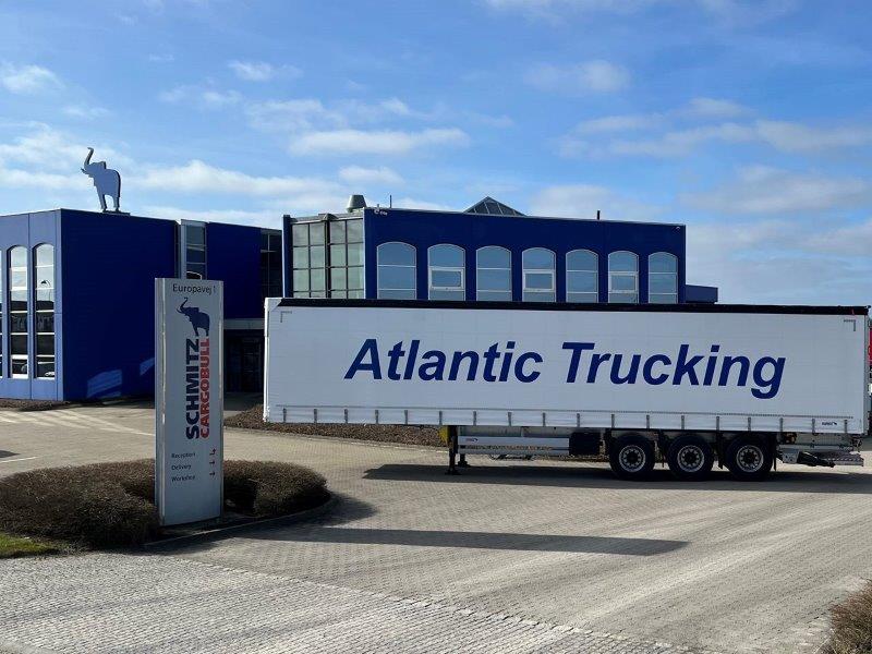 Ny Schmitz Cargobull Gardintrailer til Atlantic Trucking A/S