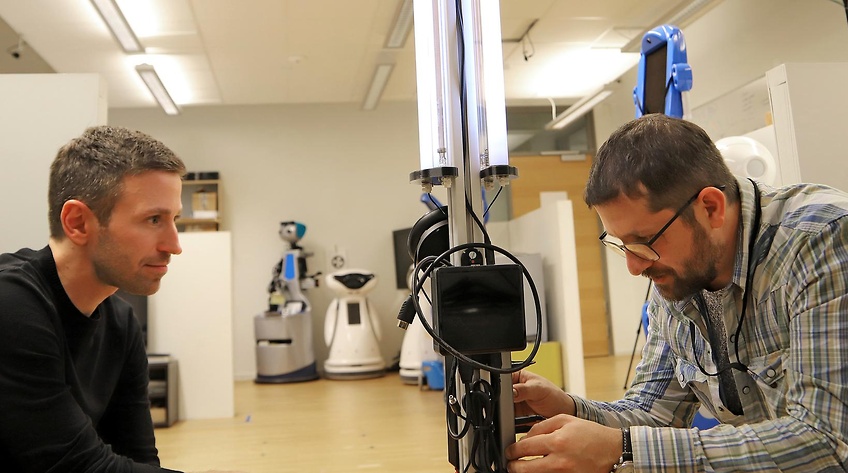 Robot tar kol på virus